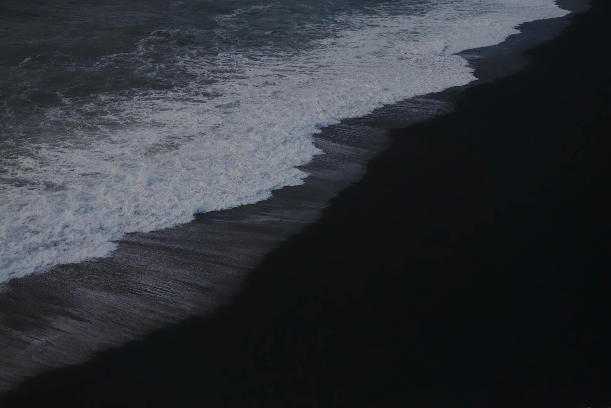 Discover New Zealand's Stunning Black Sand Beaches - New Zealandia
